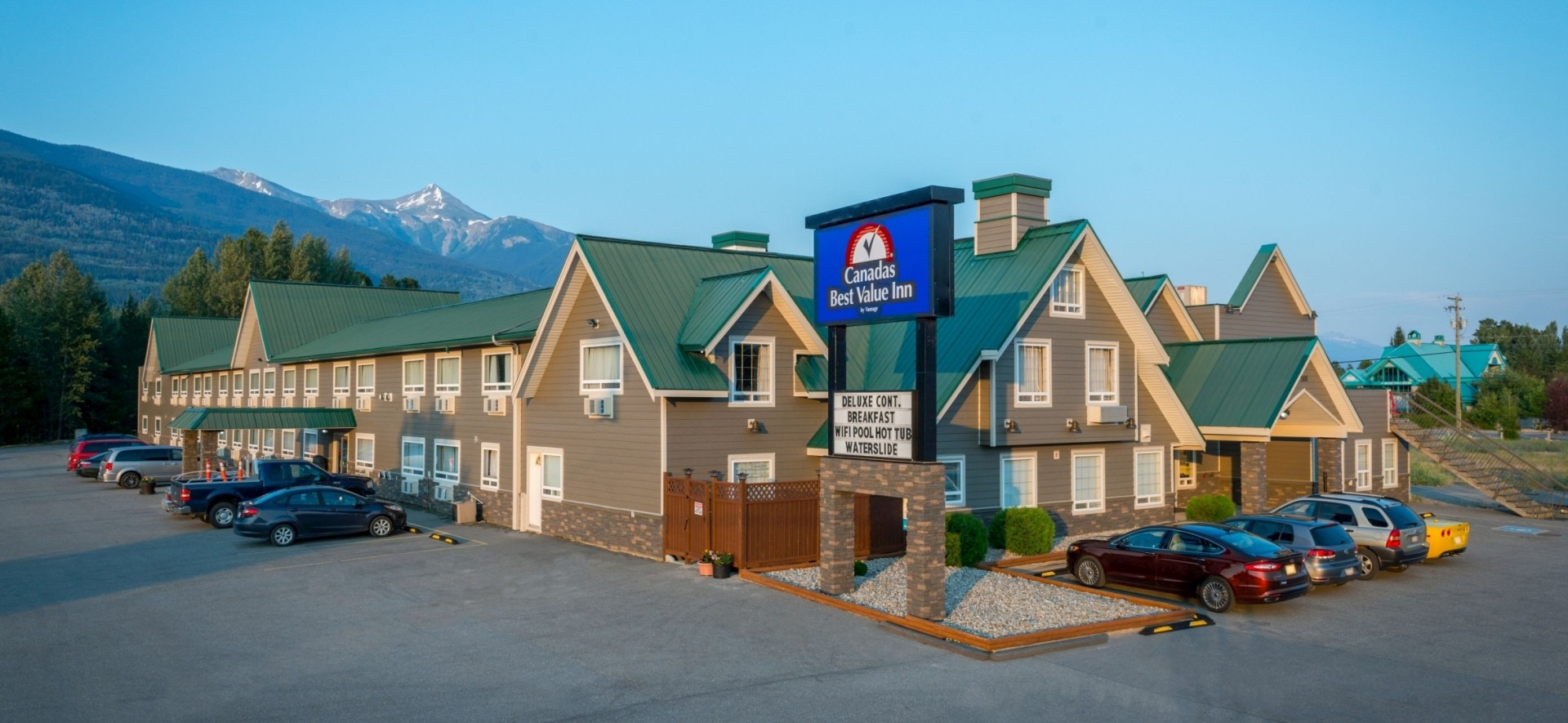 Canadas Best Value Inn Valemount Hotel